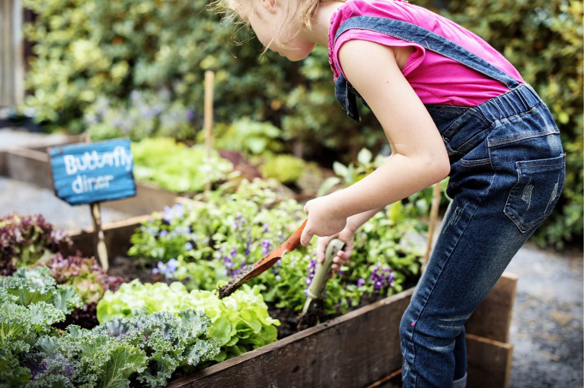 10 Plants to Grow with Kids (Kids Gardening Guide) | Install-It-Direct